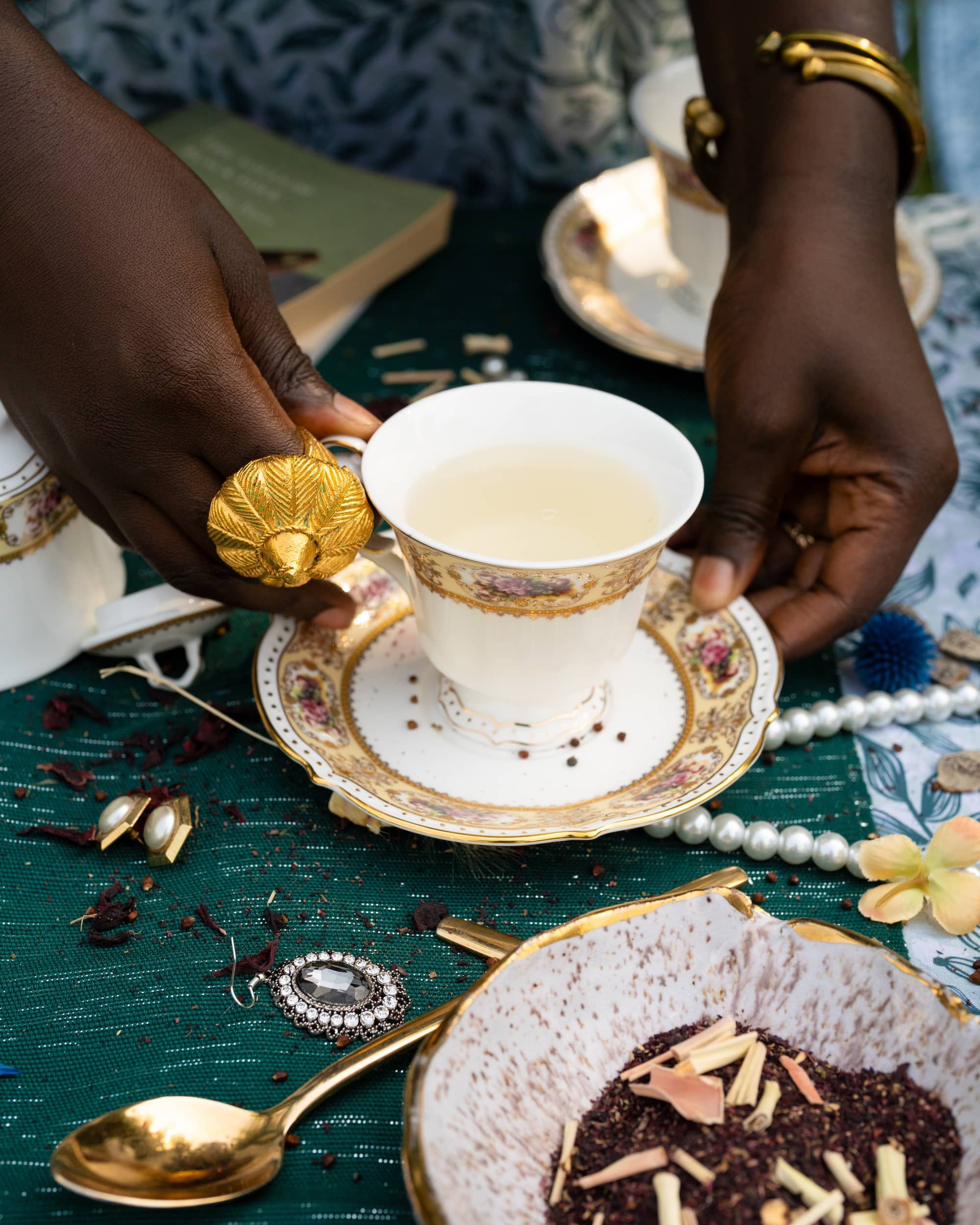 You Say Tea, We Say 'Tii' – Pure Persona